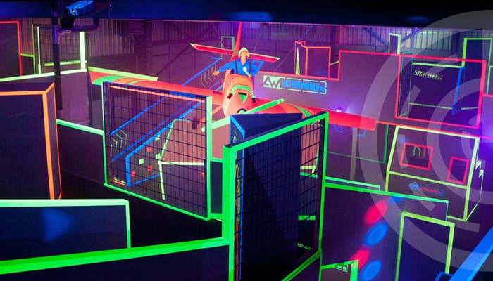 لیست 10 تا از بهترین لیزرتگ تهران + تلفن و آدرس | کی خوبه